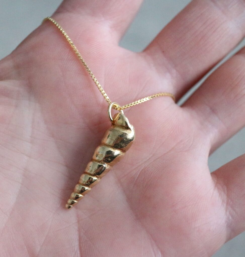 Goldplated Turritella Shell Necklace - Castle Collection